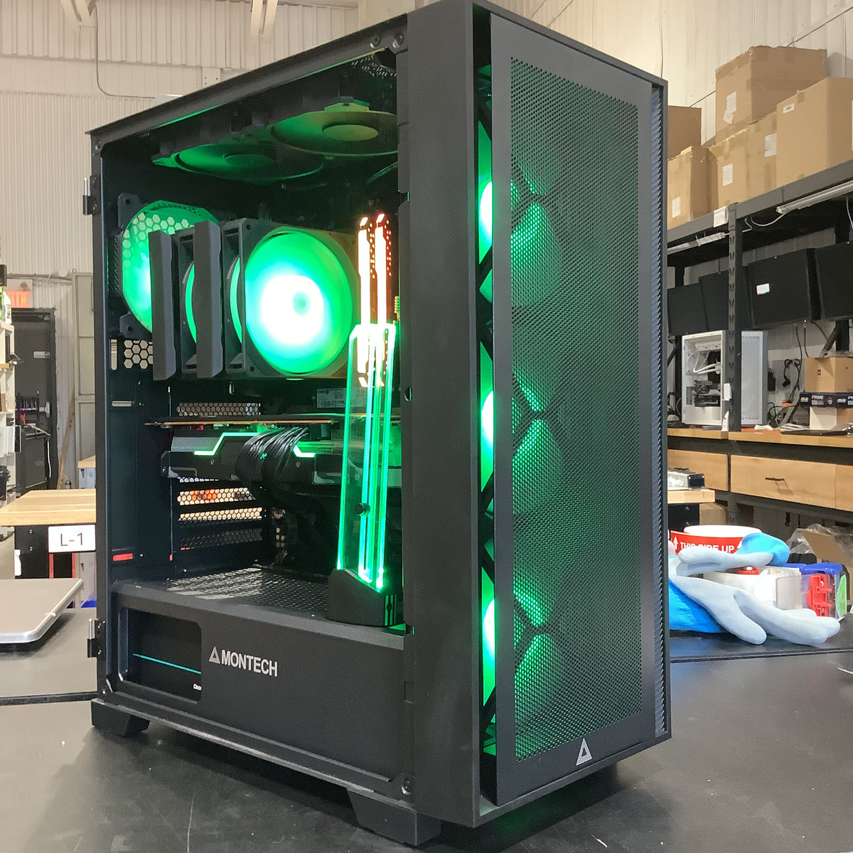 Mid Gaming Computer (i7-9700K, 32GB RAM, RX 5700XT, 1TB SSD) — Le ...